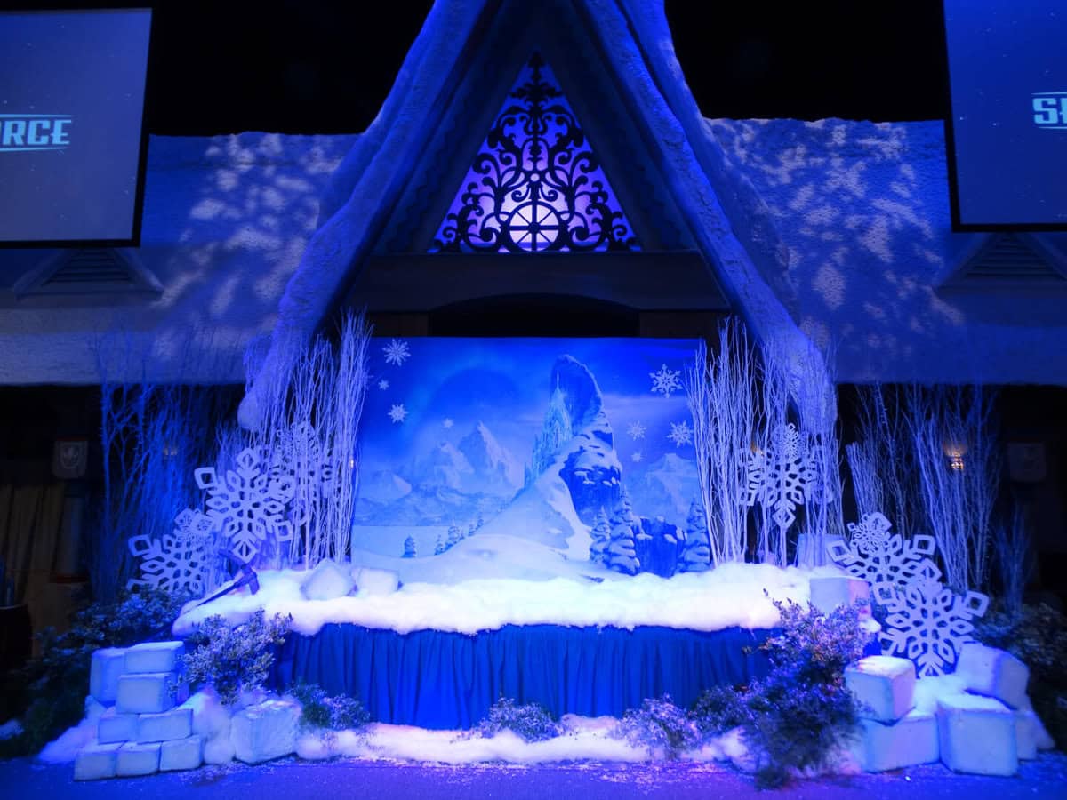 VIDEO: "Frozen - Live at the Hyperion" hosts its grand World Premiere ...