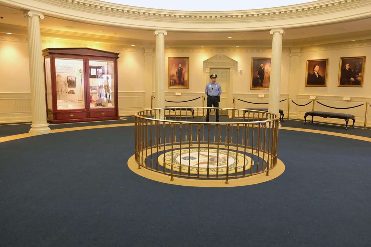 Donald Trump animatronic debuts as Hall of Presidents reopens at Walt ...
